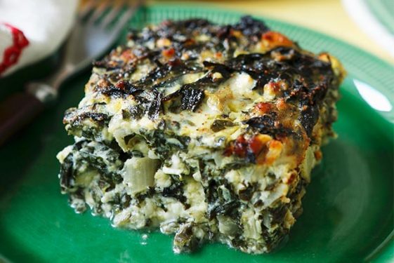 GREEK SPINACH AND CHEESE QUICHE SQUARES - Skinny Daily Recipes
