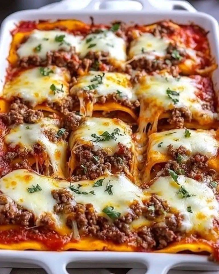 Cheesy Beef Pizza Casserole - Skinny Daily Recipes