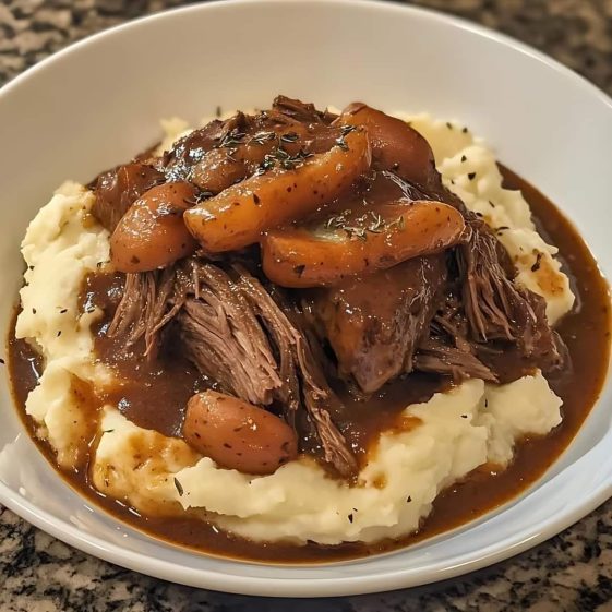 Pot Roast over Mashed Potatoes - Skinny Daily Recipes